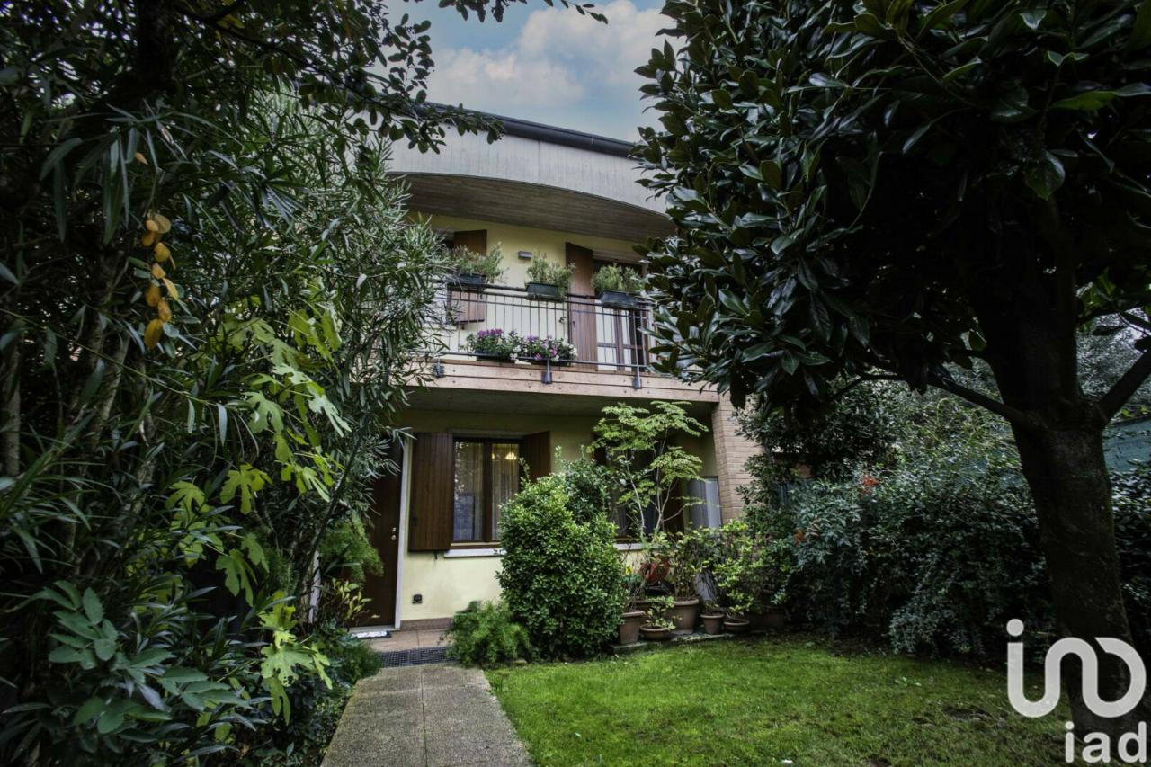 Villa in vendita a Verona