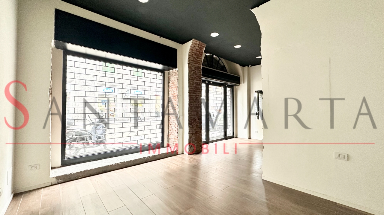 Negozio in affitto a Milano