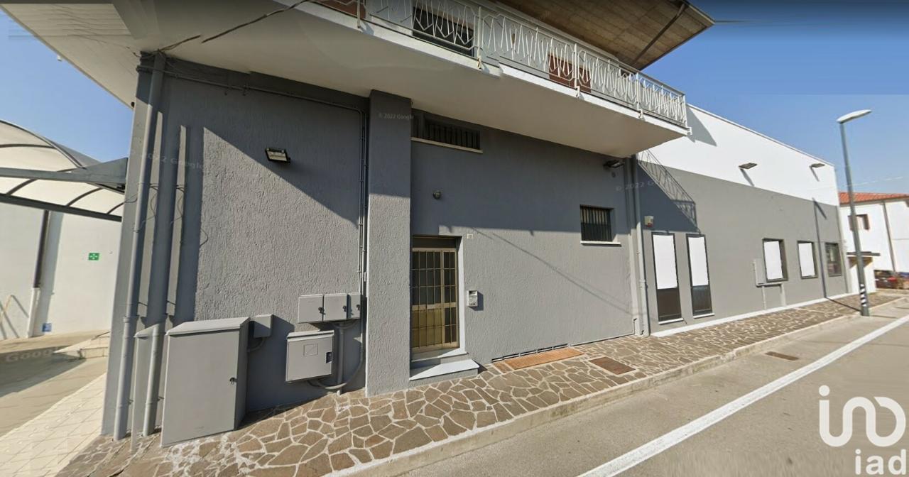 Capannone in vendita a Montebelluna