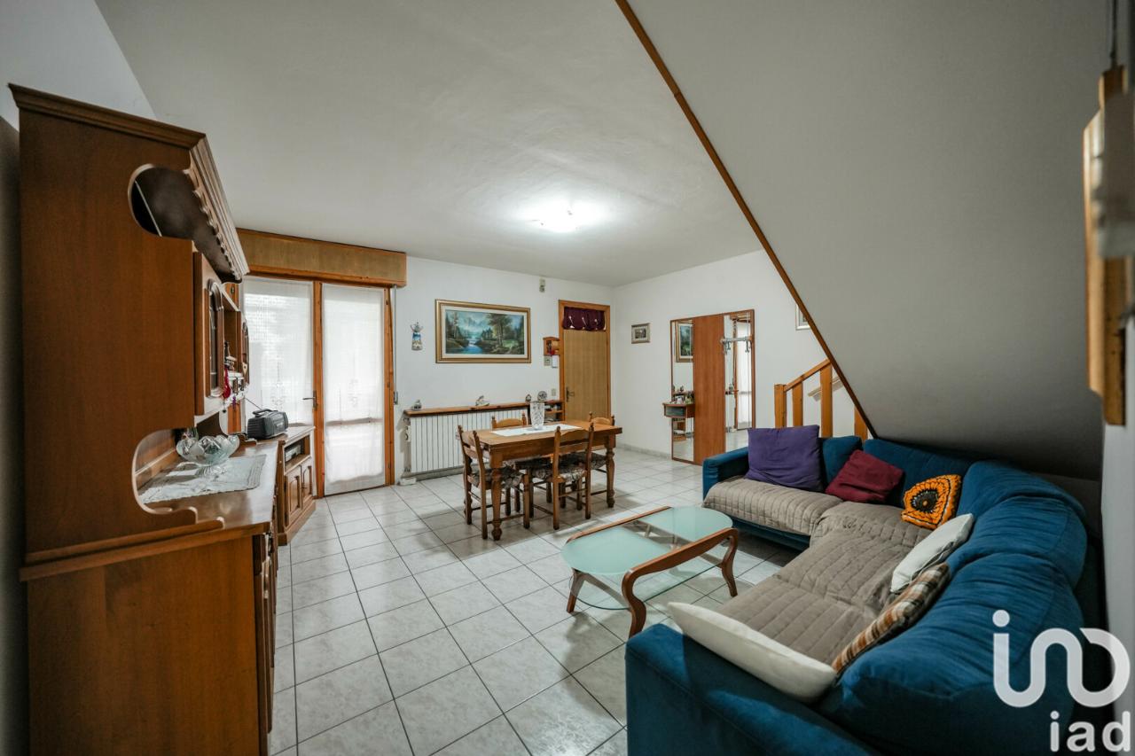 Villa a schiera in vendita a Jolanda Di Savoia