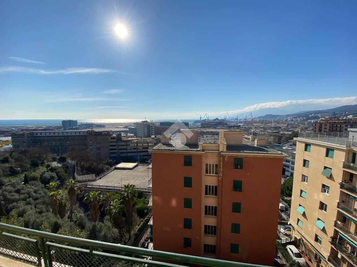 Appartamento in vendita a Genova
