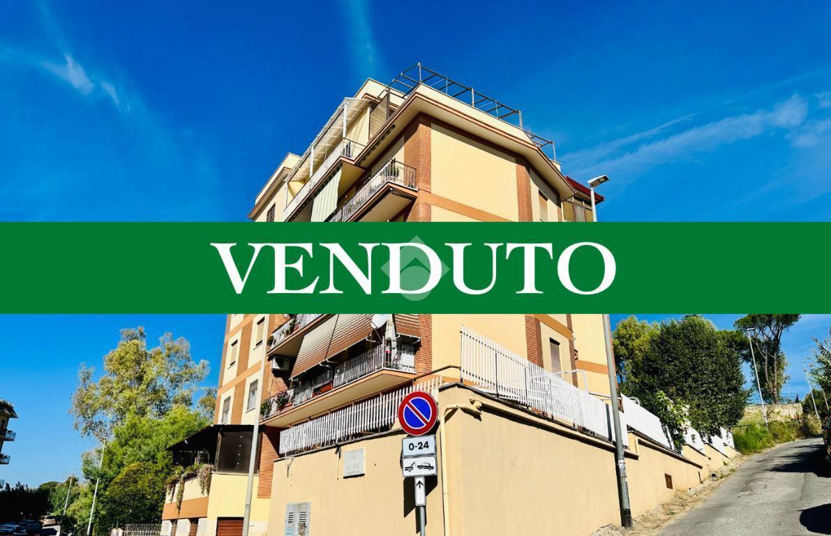 Appartamento in vendita a Roma