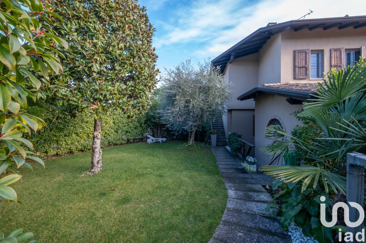Appartamento in vendita a Padenghe Sul Garda