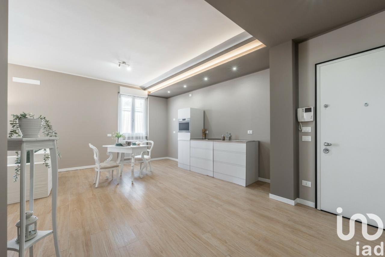 Appartamento in vendita a Desenzano Del Garda