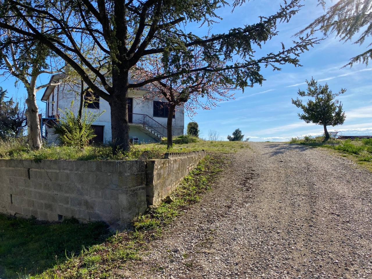 Casa indipendente in vendita a Sant'Omero