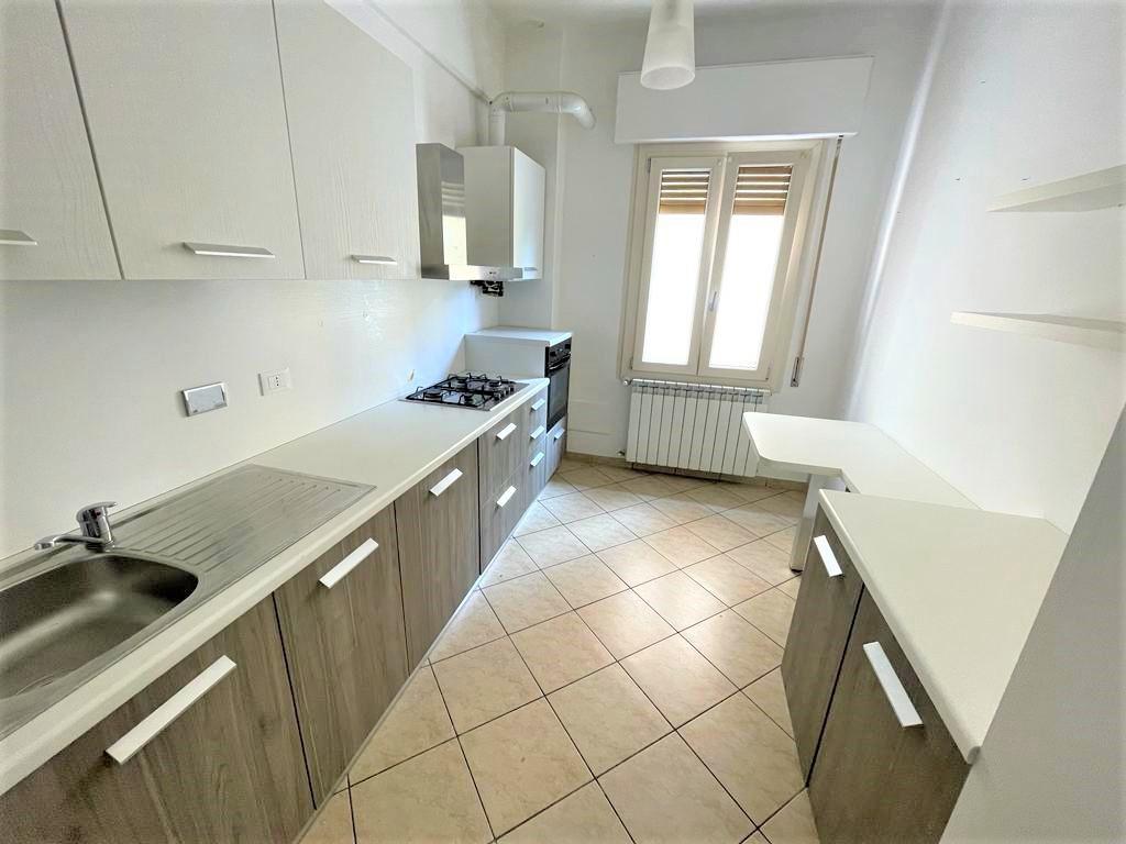 Appartamento in vendita a Imperia