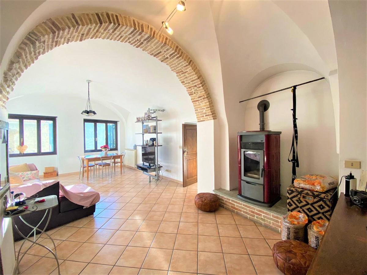 Appartamento in vendita a Dolcedo