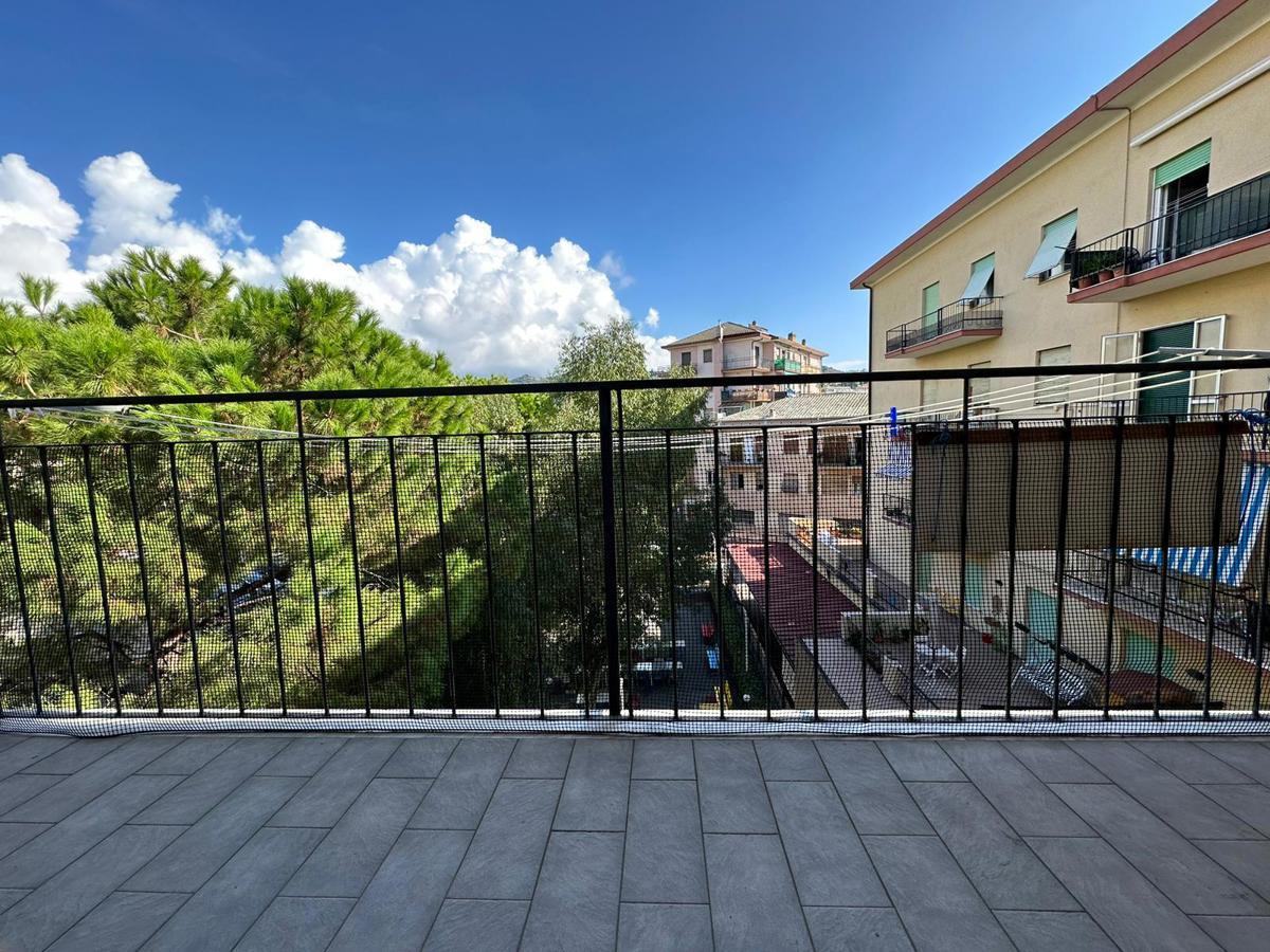 Appartamento in vendita a Imperia