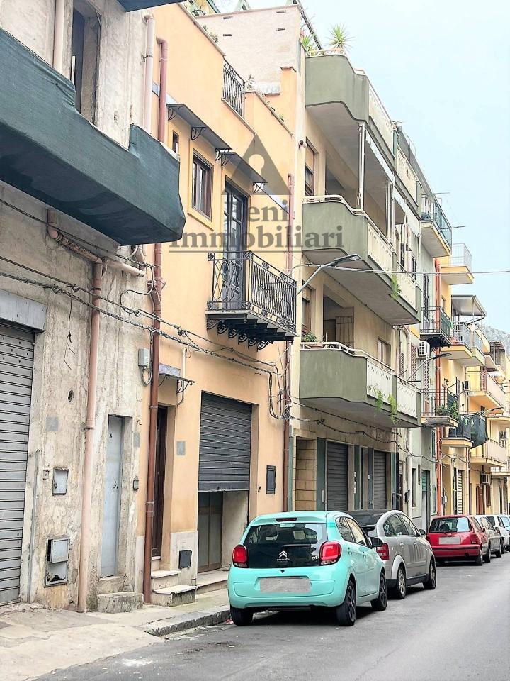 Negozio in affitto a Bagheria
