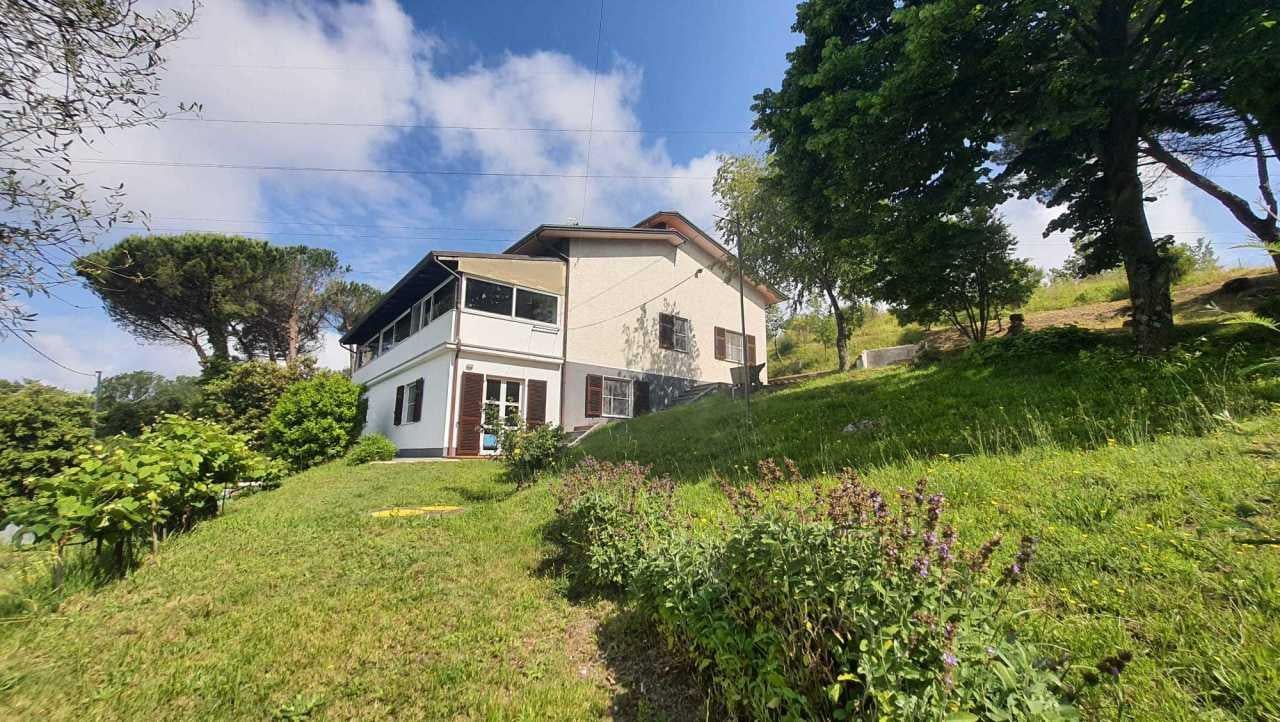 Villa in vendita a Fosdinovo