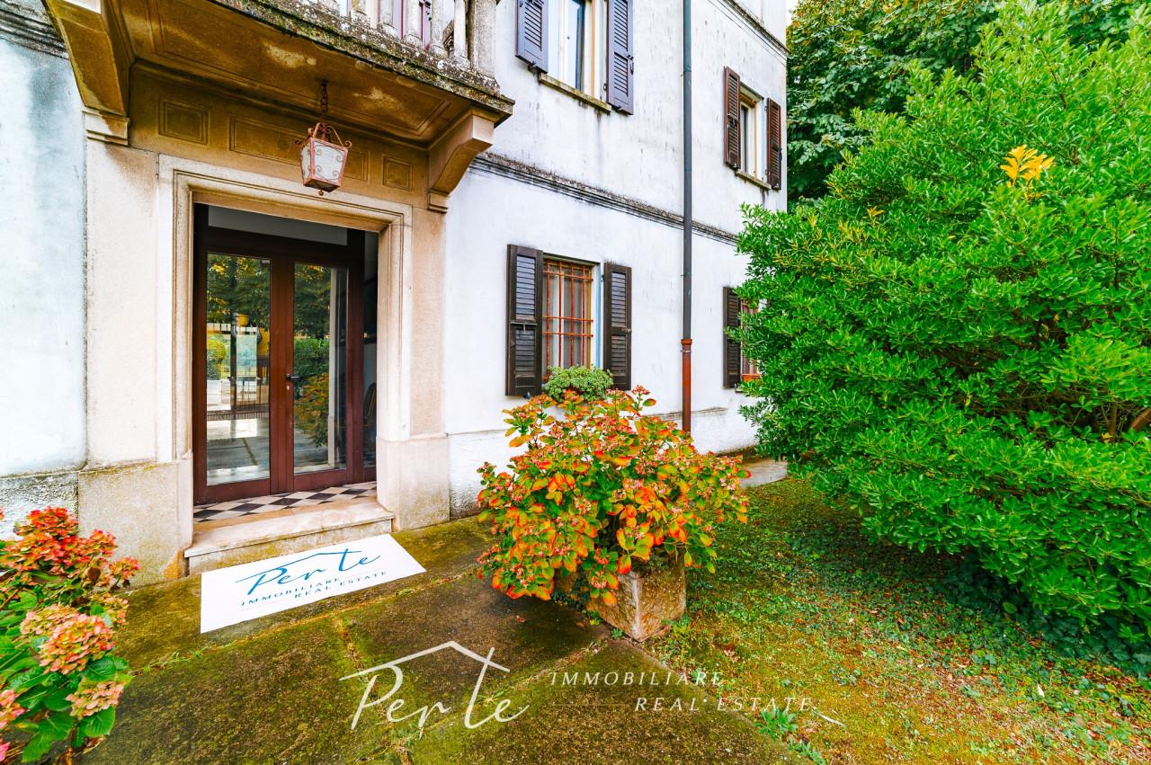 Villa in vendita a Curtatone