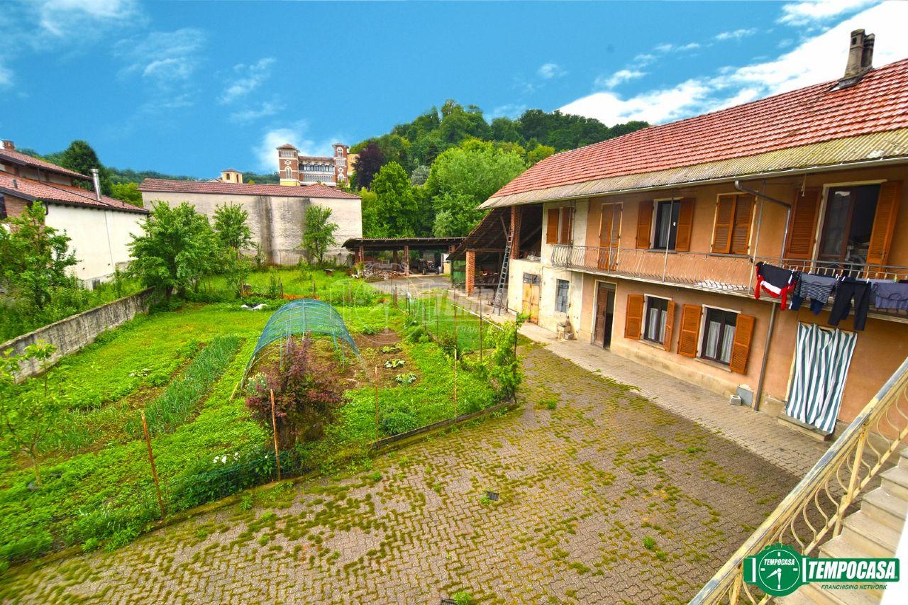 Casa indipendente in vendita a Front