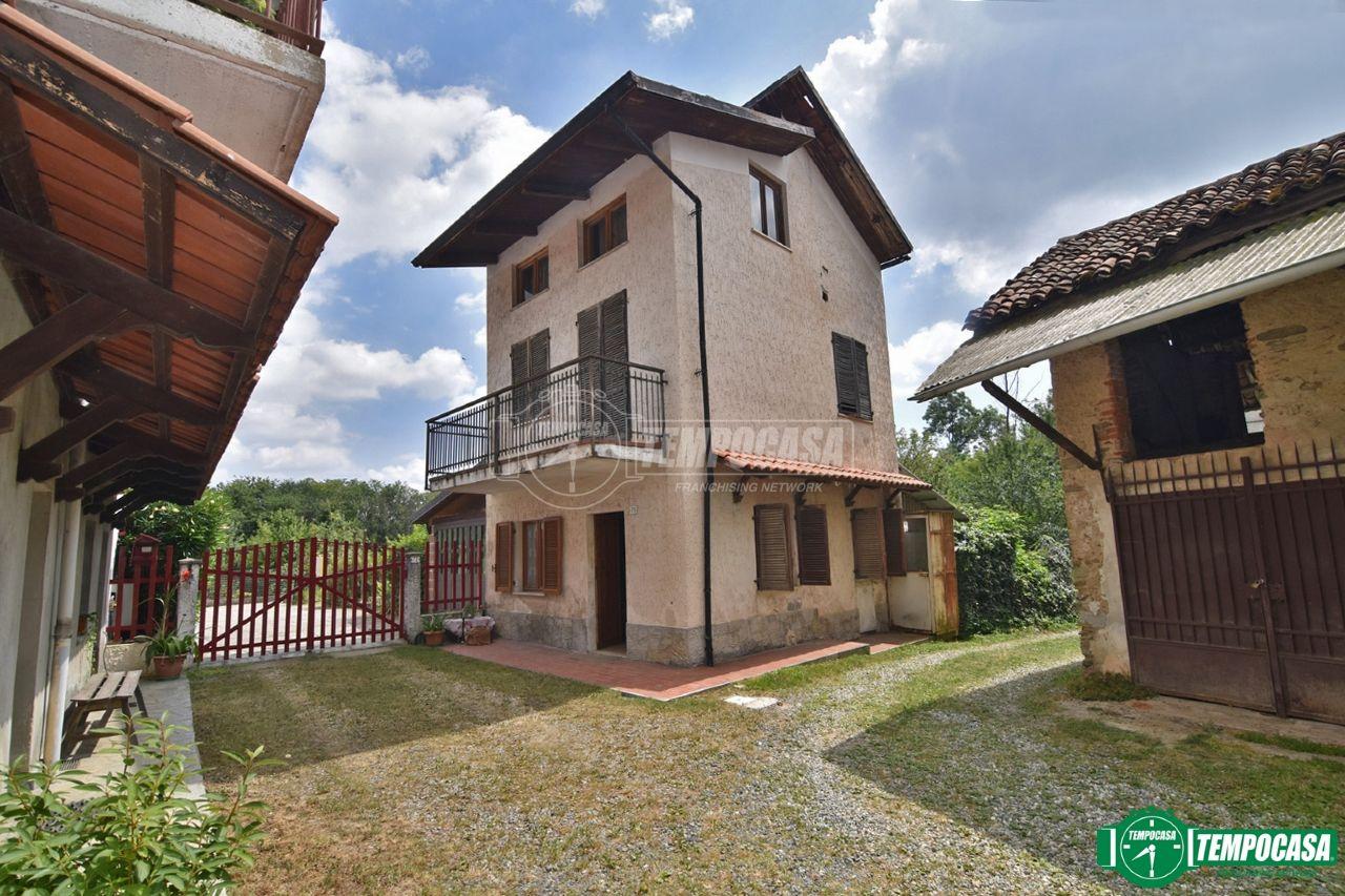 Casa indipendente in vendita a Rocca Canavese