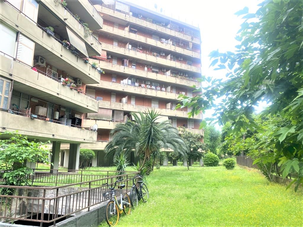Bilocale in Viale Bruno Rizzieri 55, Roma