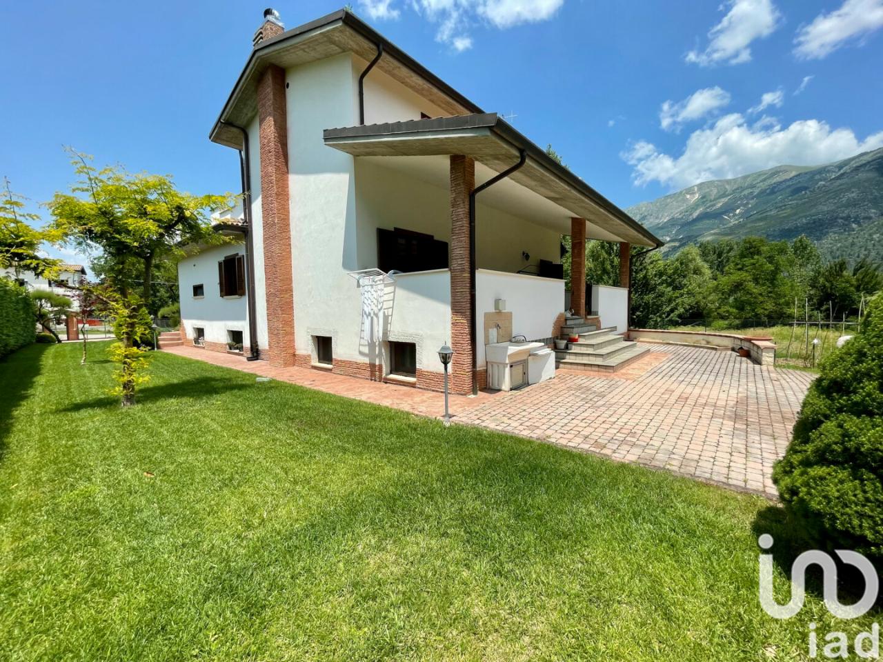 Villa in vendita a Sulmona