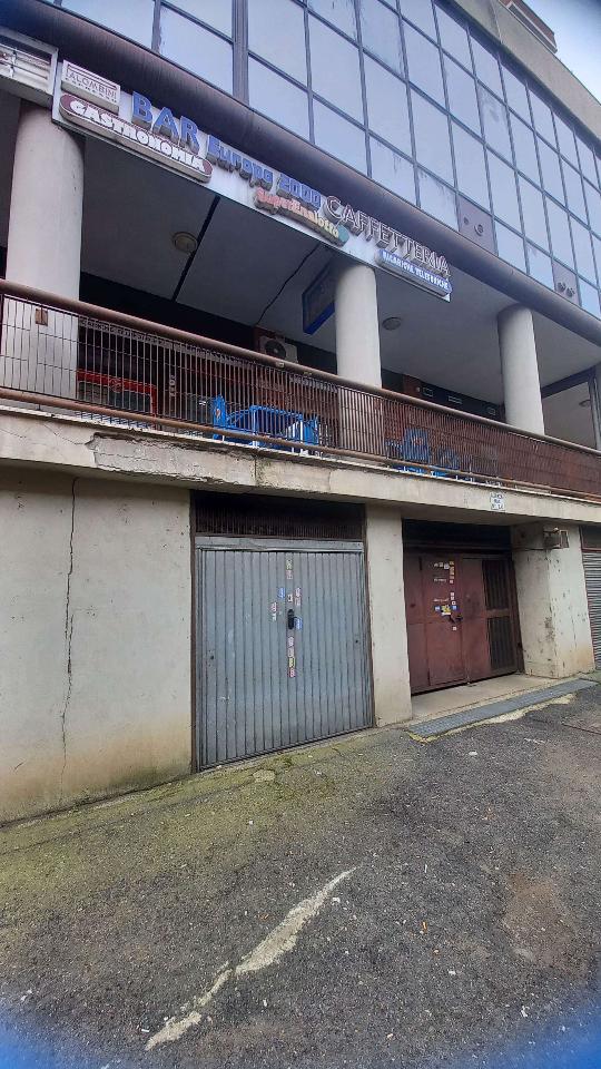 Garage - Posto auto in vendita a Roma