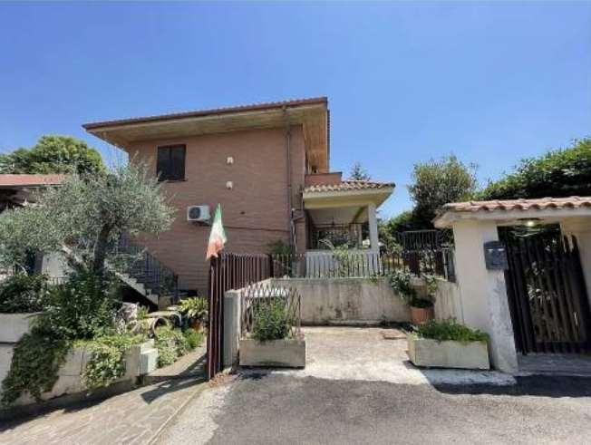 Villa unifamiliare in vendita a Ciampino