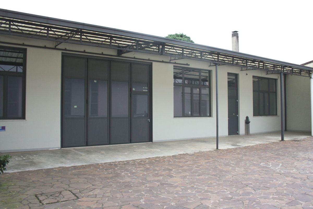 Capannone in affitto a Cesano Maderno