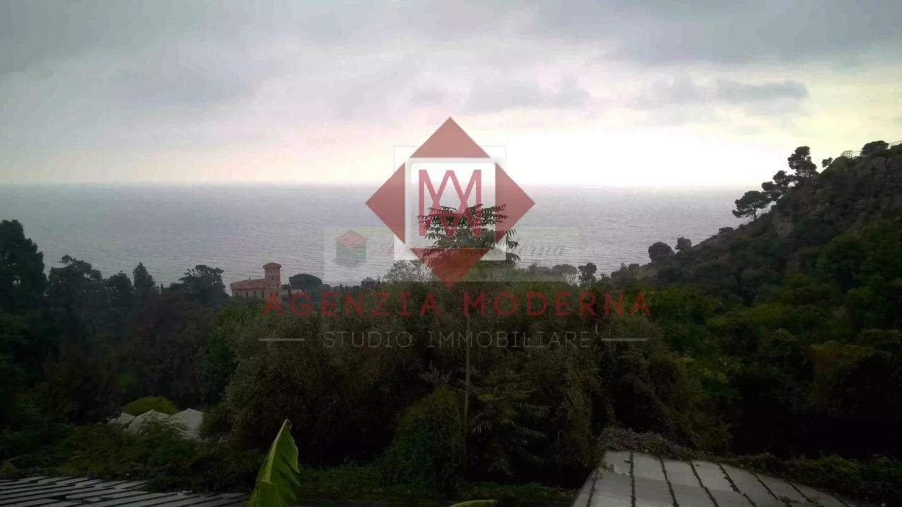 Magazzino in vendita a Ventimiglia