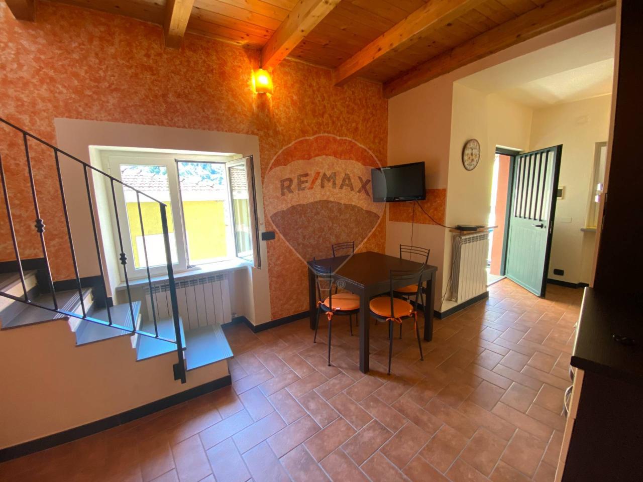 Appartamento in vendita a Rocchetta Di Vara