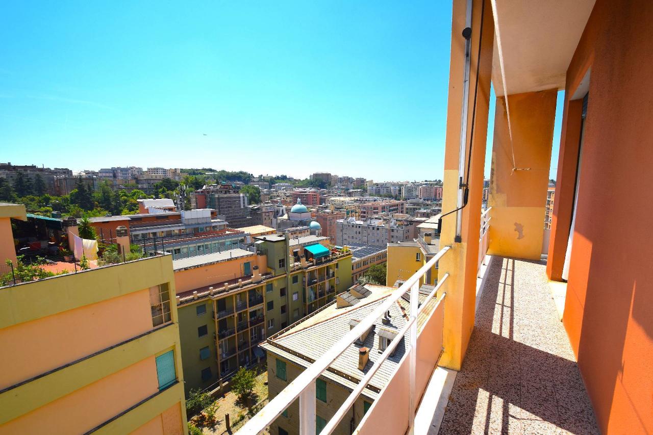 Appartamento in vendita a Genova