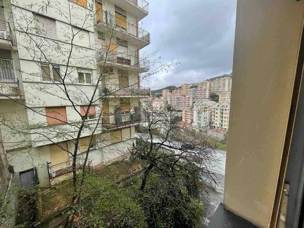 Appartamento in vendita a Genova