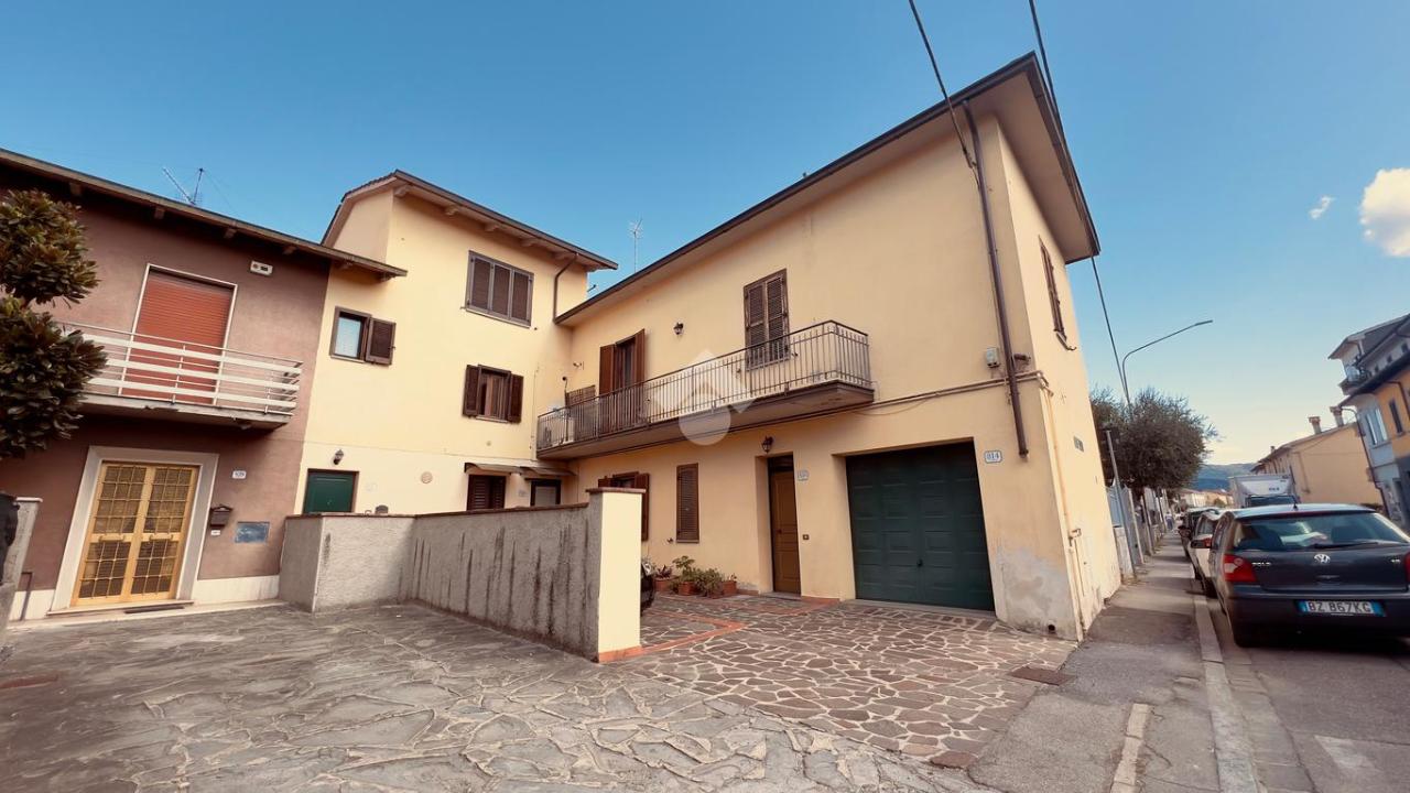 Casa indipendente in vendita a Prato