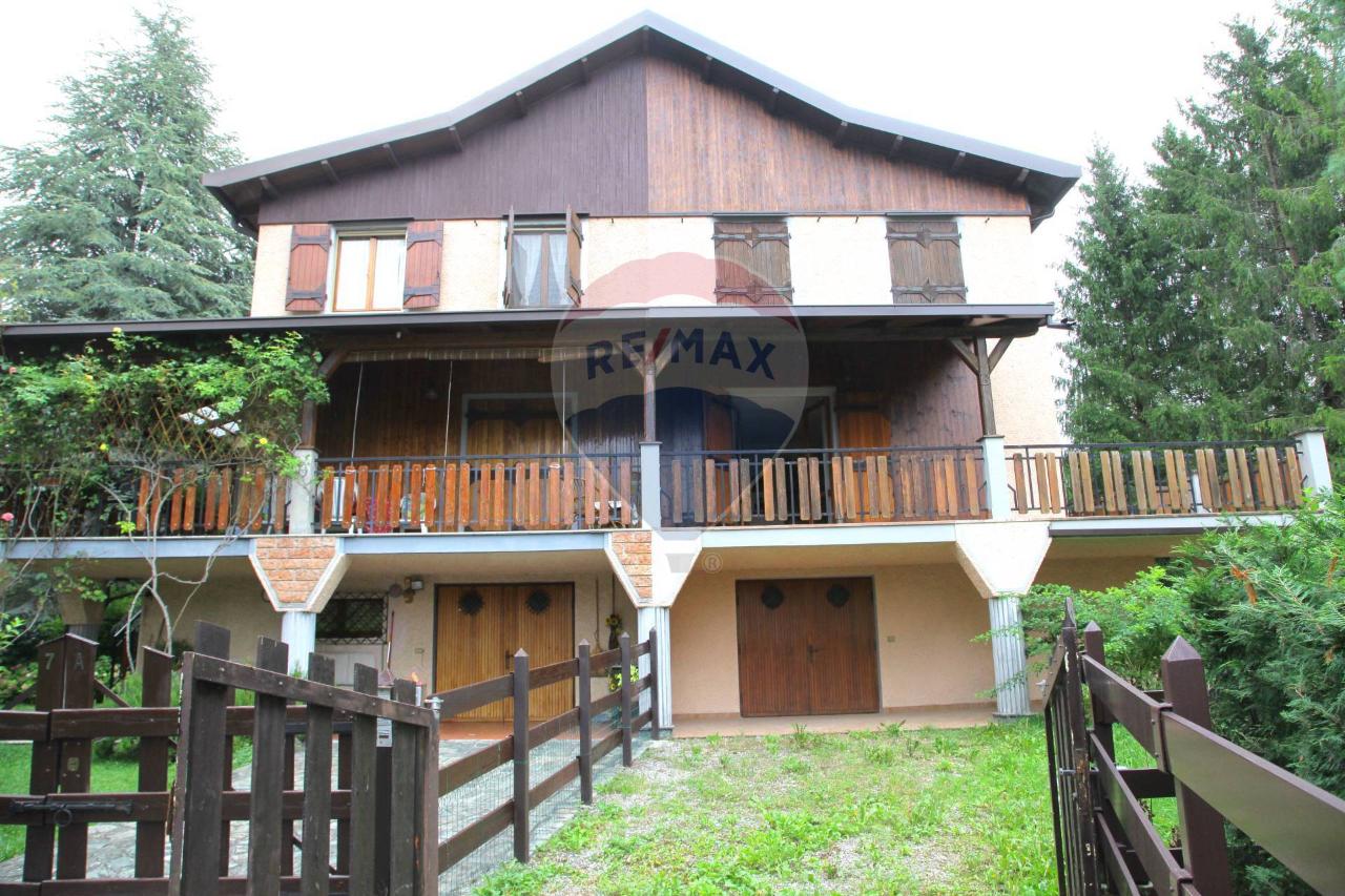 Villa a schiera in vendita a Castione Della Presolana