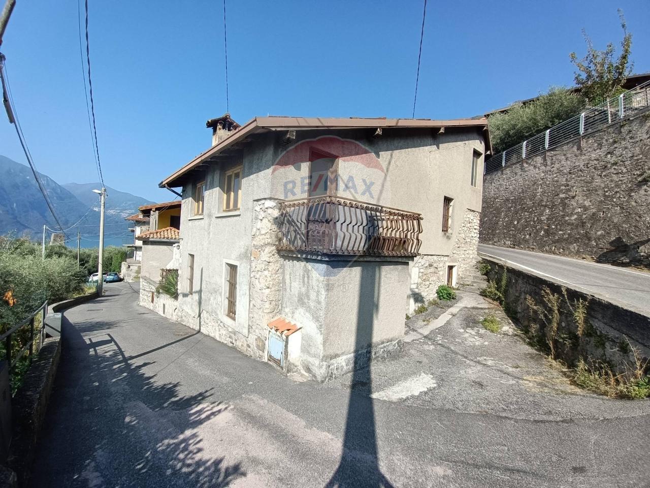Casa indipendente in vendita a Marone