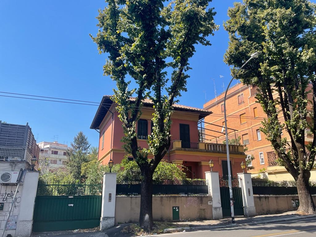 Ufficio in affitto a Roma