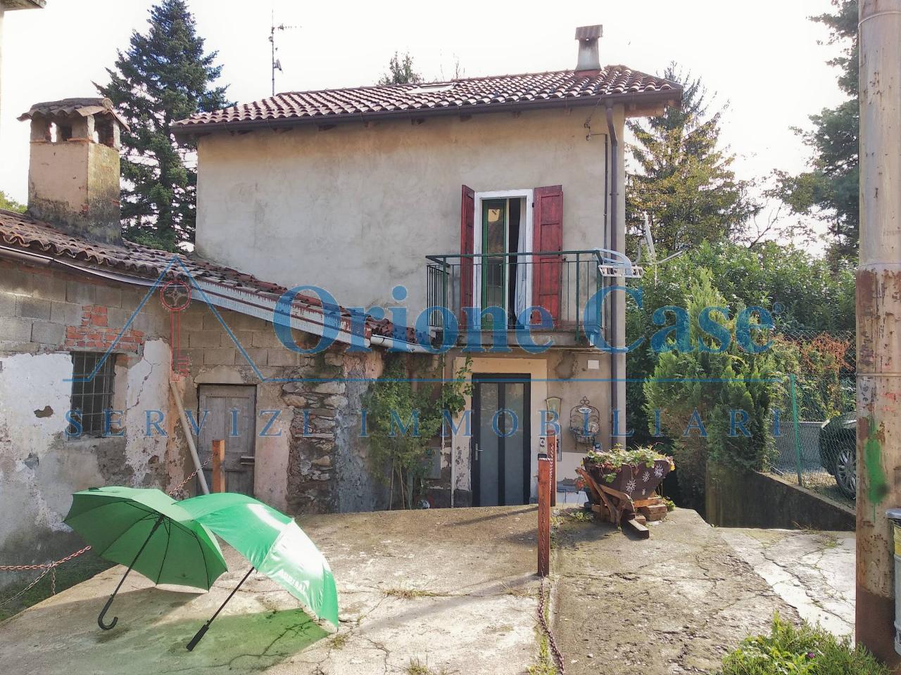 Appartamento in vendita a Cadegliano Viconago