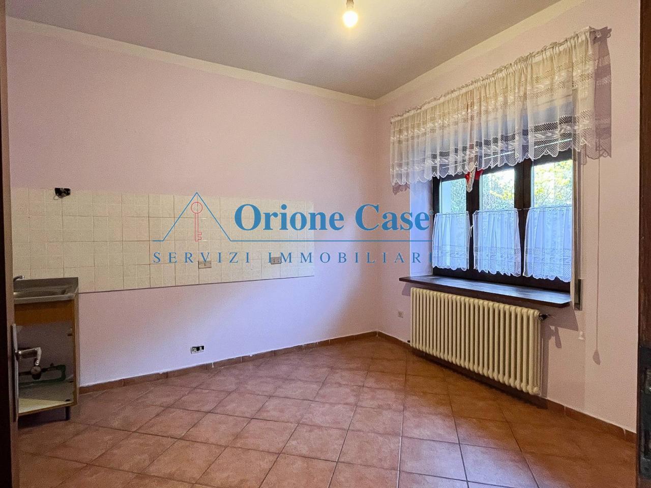 Appartamento in vendita a Cunardo