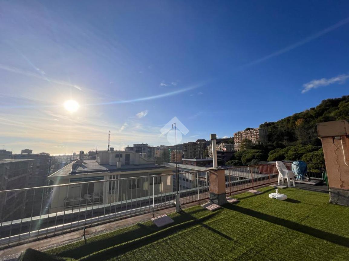 Appartamento in vendita a Genova