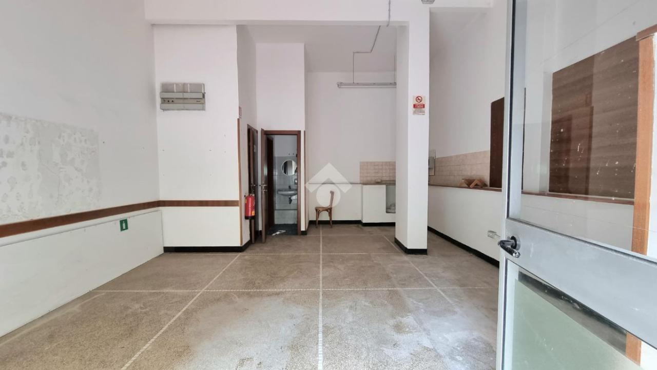 Negozio in vendita a Genova