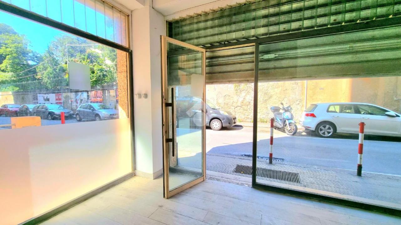 Negozio in vendita a Genova