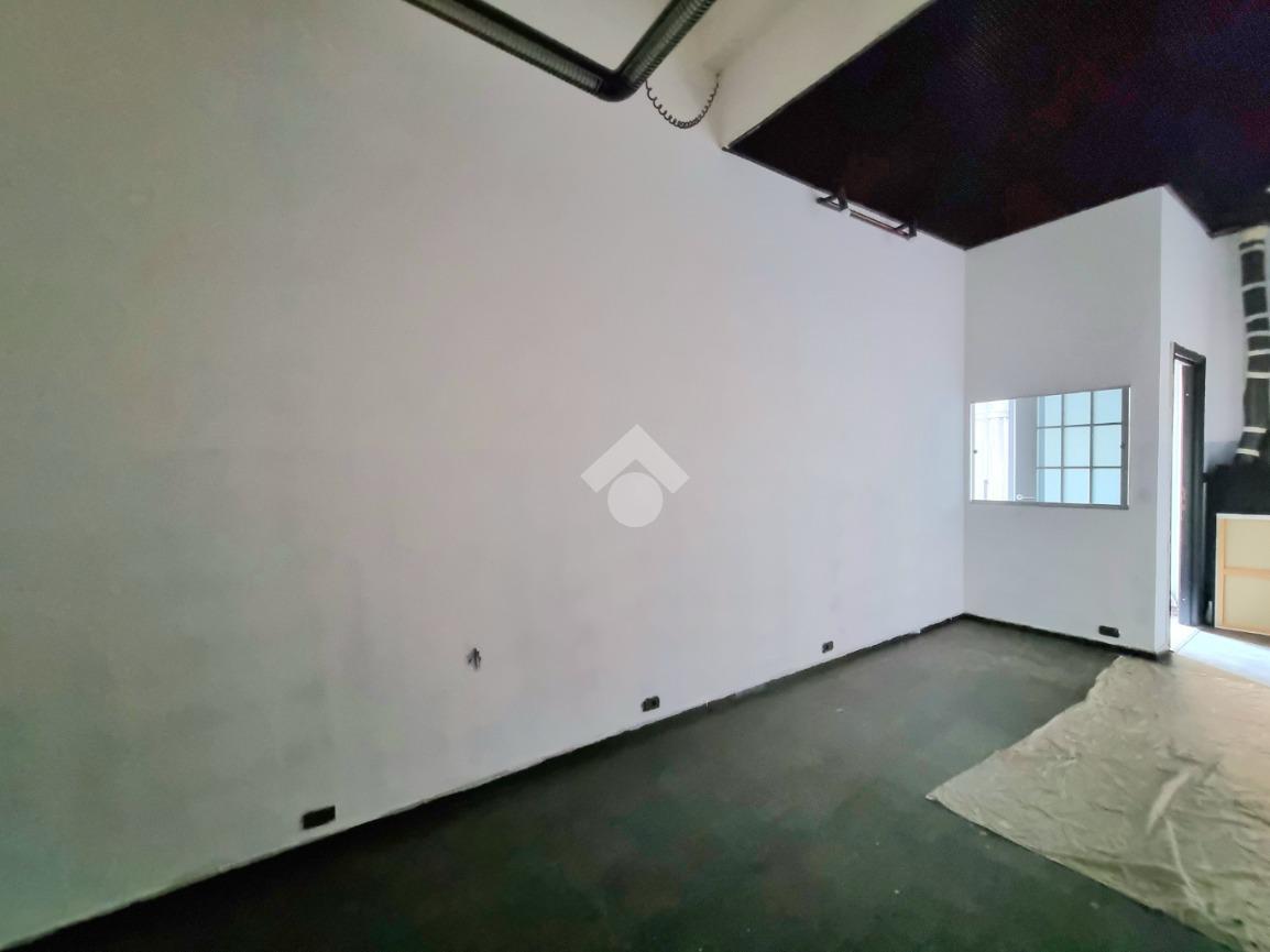 Negozio in vendita a Genova