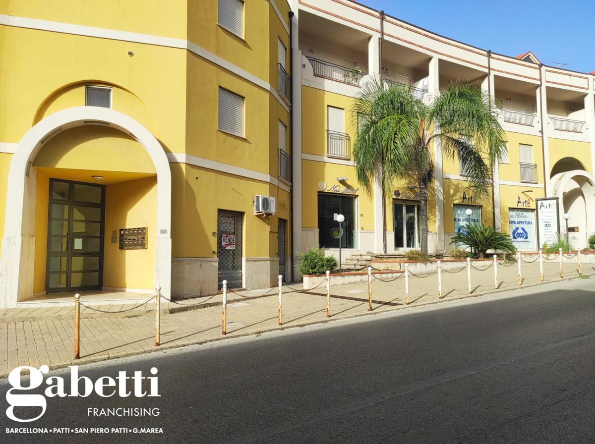 Magazzino in vendita a Piraino