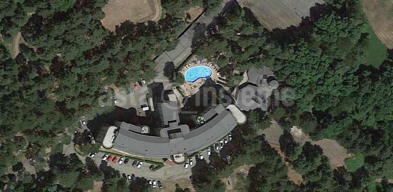 Albergo in vendita a Lama Mocogno