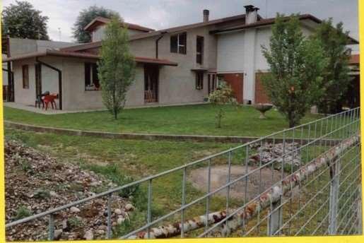 Casa indipendente in vendita a Loreggia