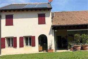 Porzione di villa in vendita a Cassola