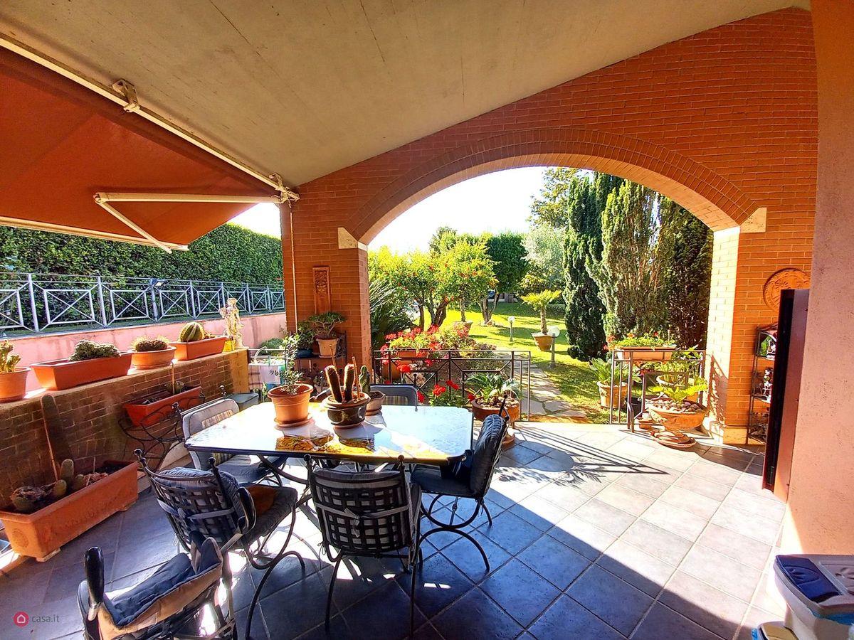 Villa in vendita a Roma