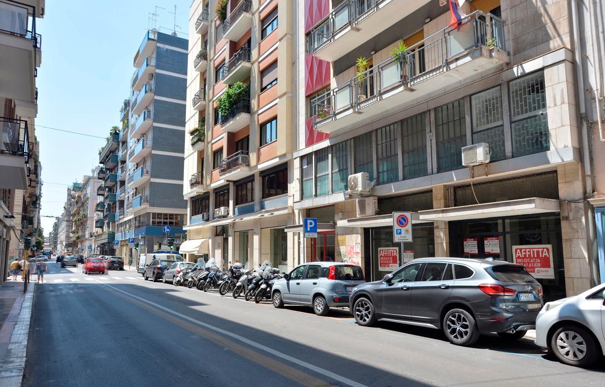 Negozio in vendita a Bari