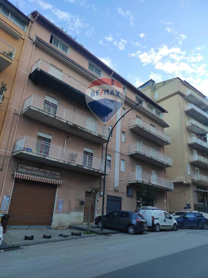 Appartamento in vendita a Favara