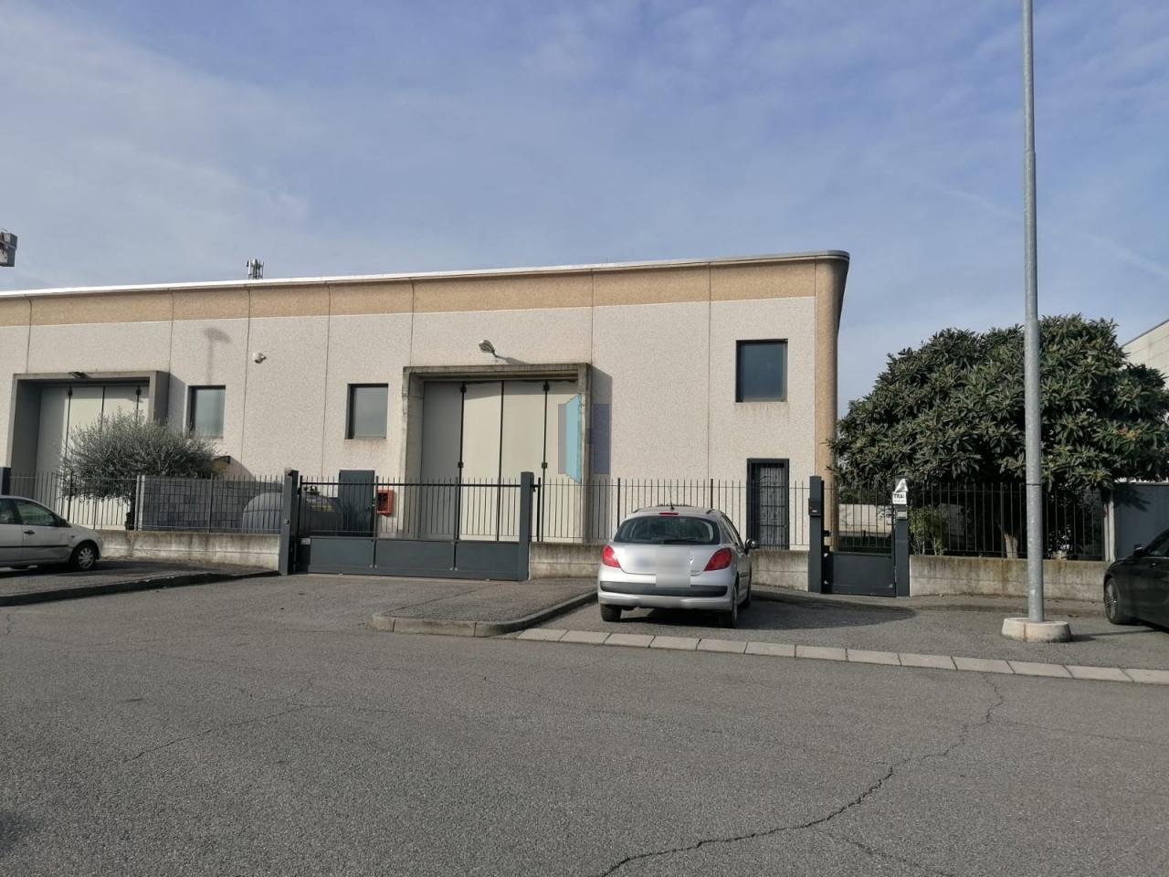 Capannone in vendita a Travagliato