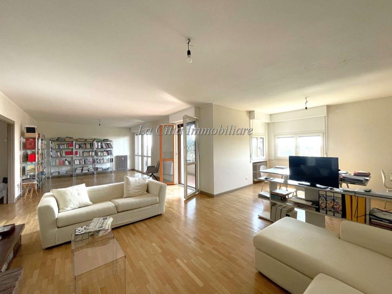 Appartamento in vendita a Novara