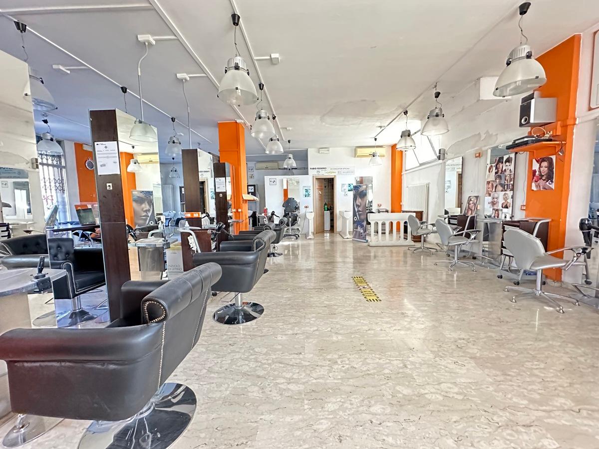 Negozio in vendita a Carpi