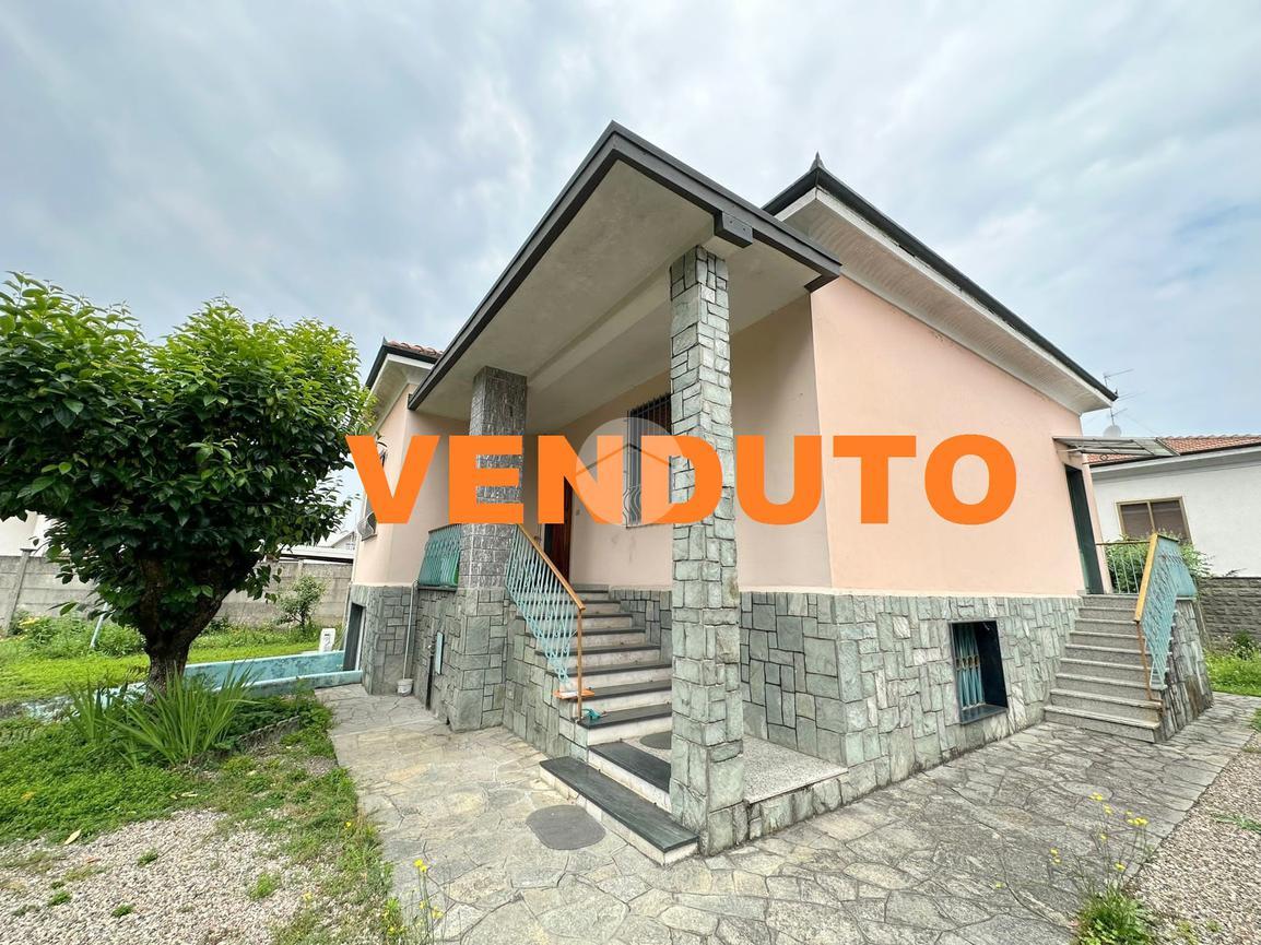 Villa in vendita a Vanzago