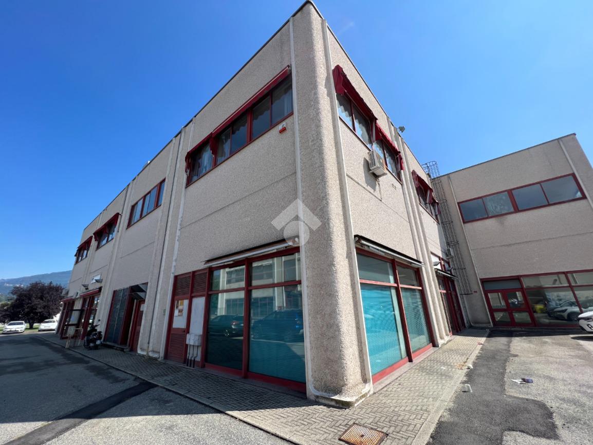 Ufficio in vendita a Ivrea