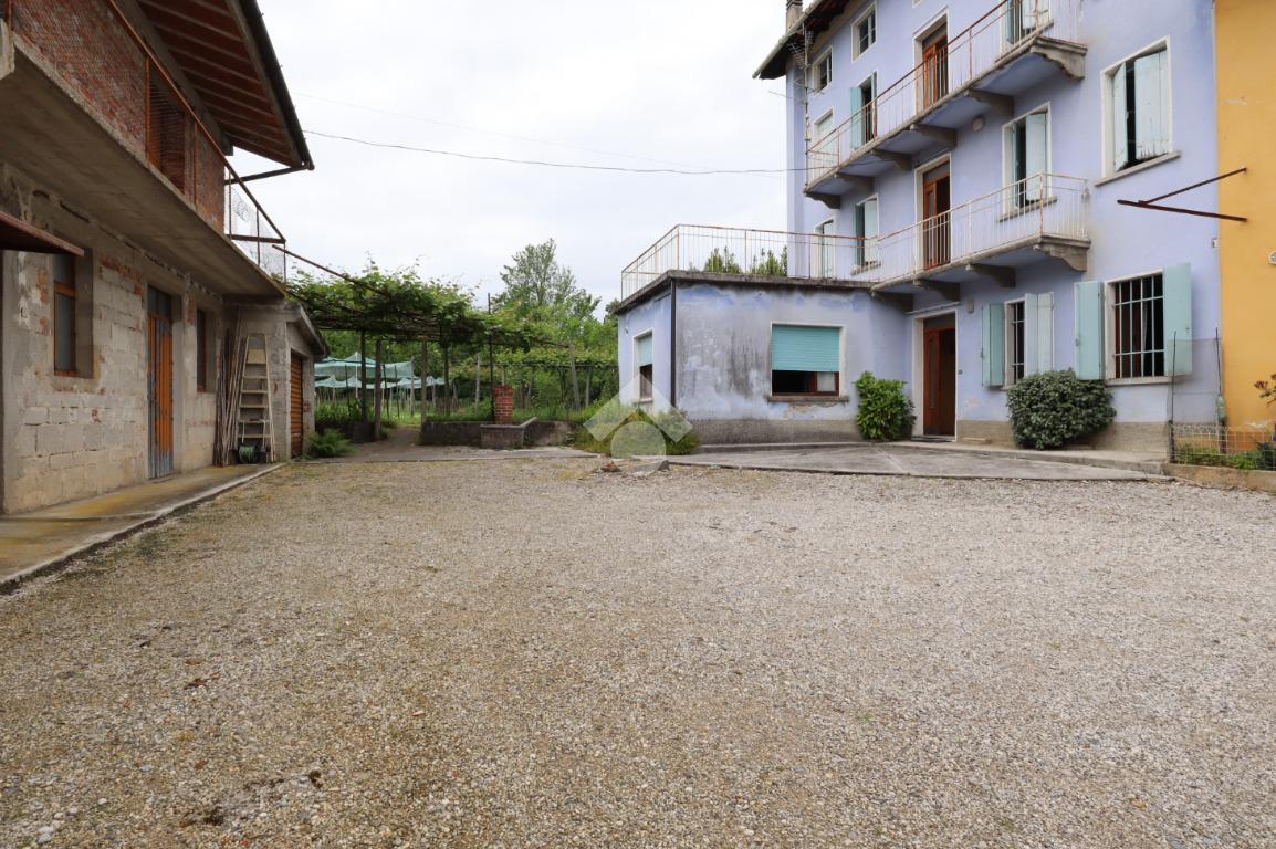 Casa indipendente in vendita a Tarcento
