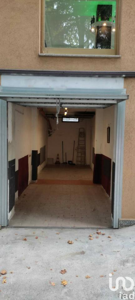 Box in vendita a Desio